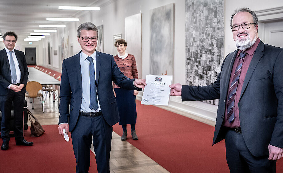 Prof. Dr.-Ing. Sascha Müller-Feuerstein ist neuer Präsident der ...