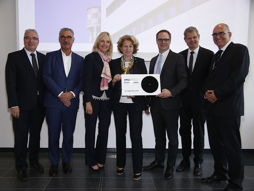 HNU-Campus: Neubau der Hochschule Neu-Ulm feierlich eröffnet